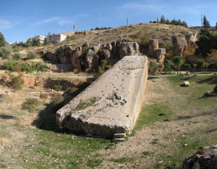 Re: Largest ancient stone block discovered in Baalbek - Graham Hancock ...